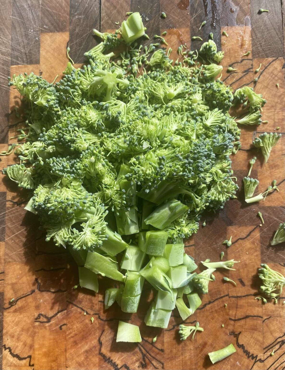 Healthy Broccoli Cheddar Soup (No Butter, No Cream, Gluten-Free) | Sofa ...